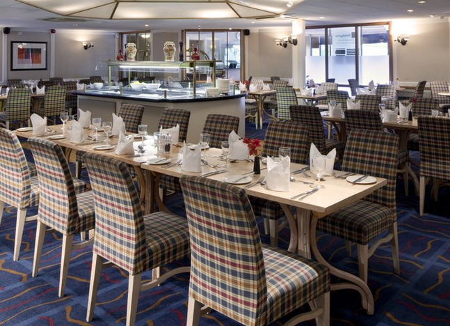 Holiday Inn | Hotel at London Luton Airport